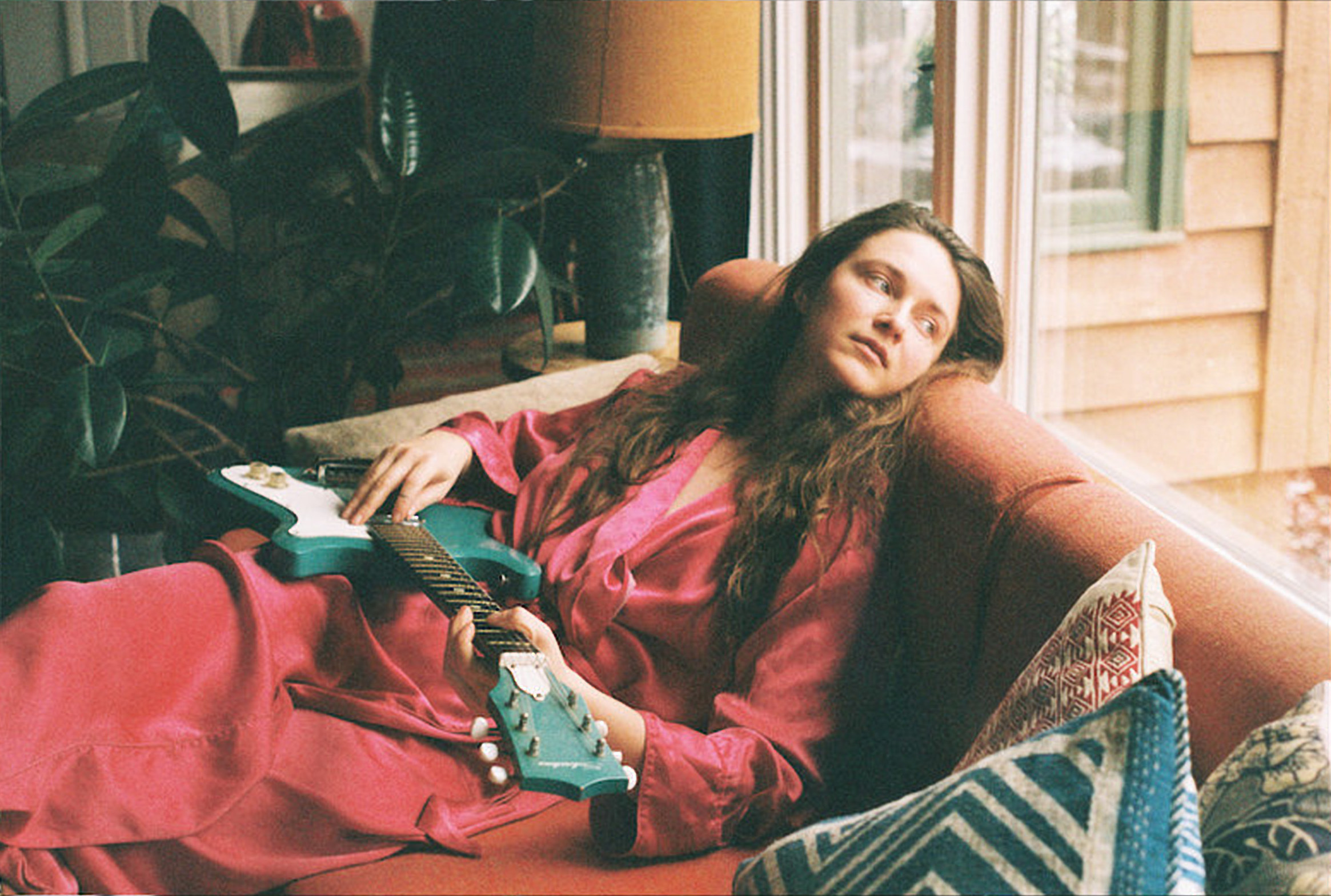 Molly Sarlé Signs to Partisan Records + New Video | ENVERT
